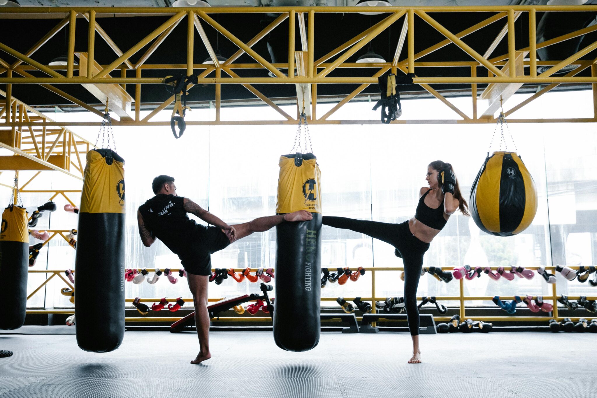 10 Técnicas Esenciales de Kickboxing para Principiantes
